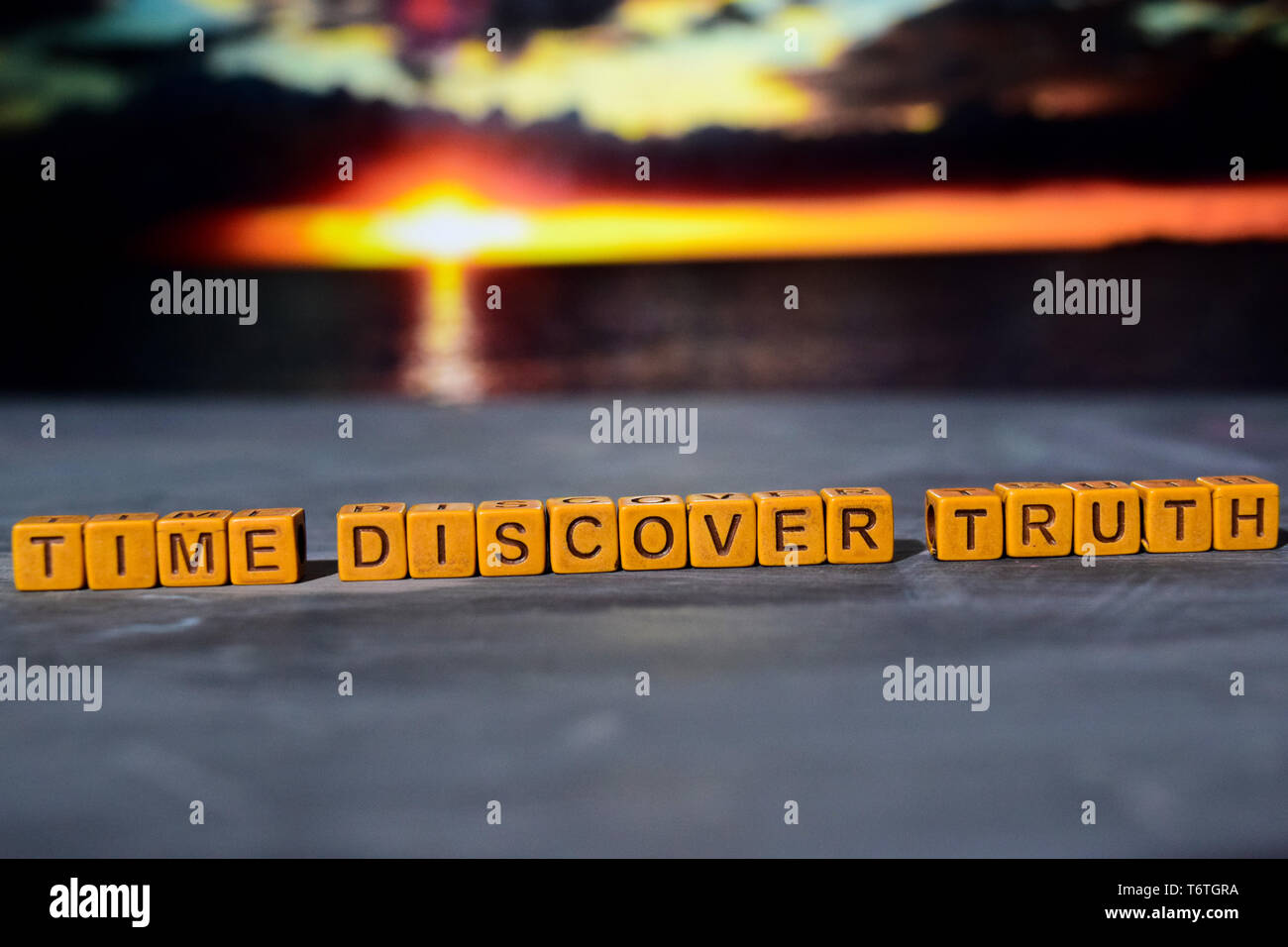 Discovery of the true cross hi-res stock photography and images - Alamy