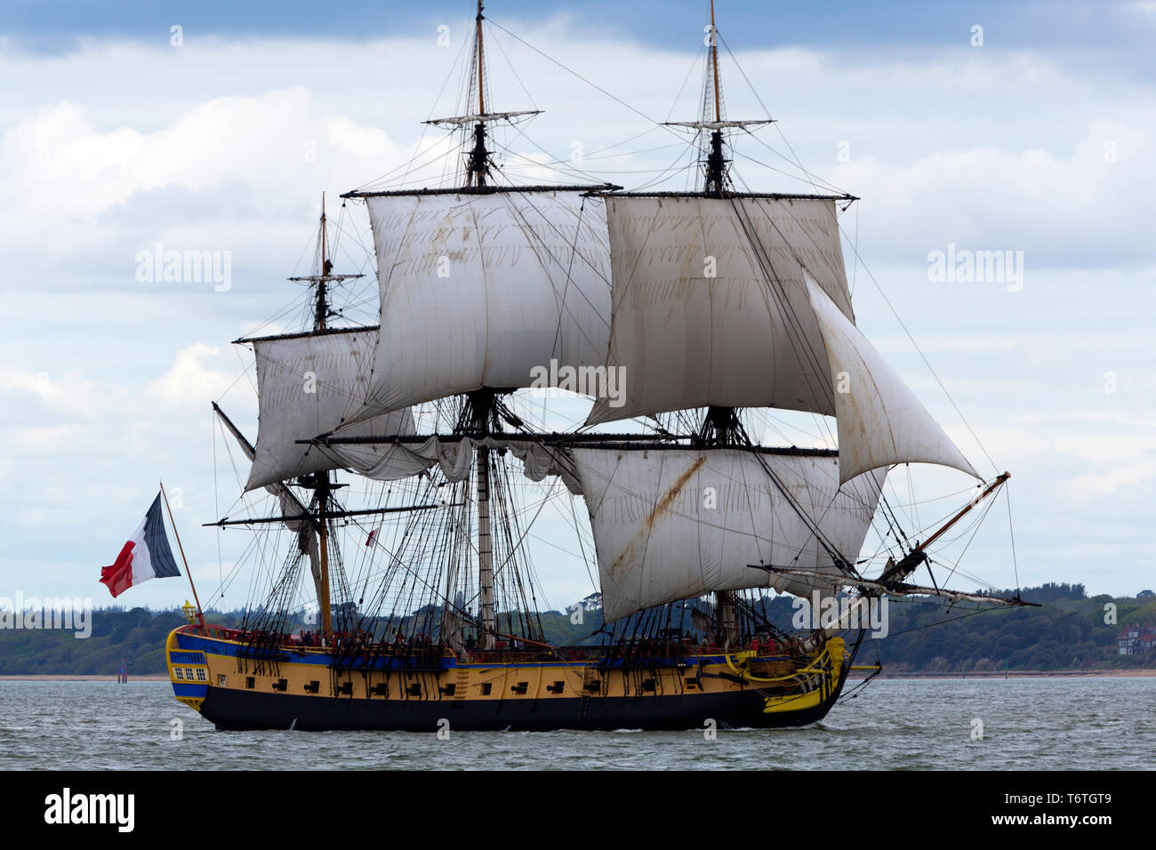 L'Hermione,French, 12-pounde,Concorde-class, frigate, France Navy ...