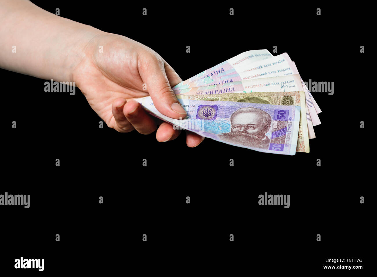 Receiving money from the customer, economic costs and payment of ...