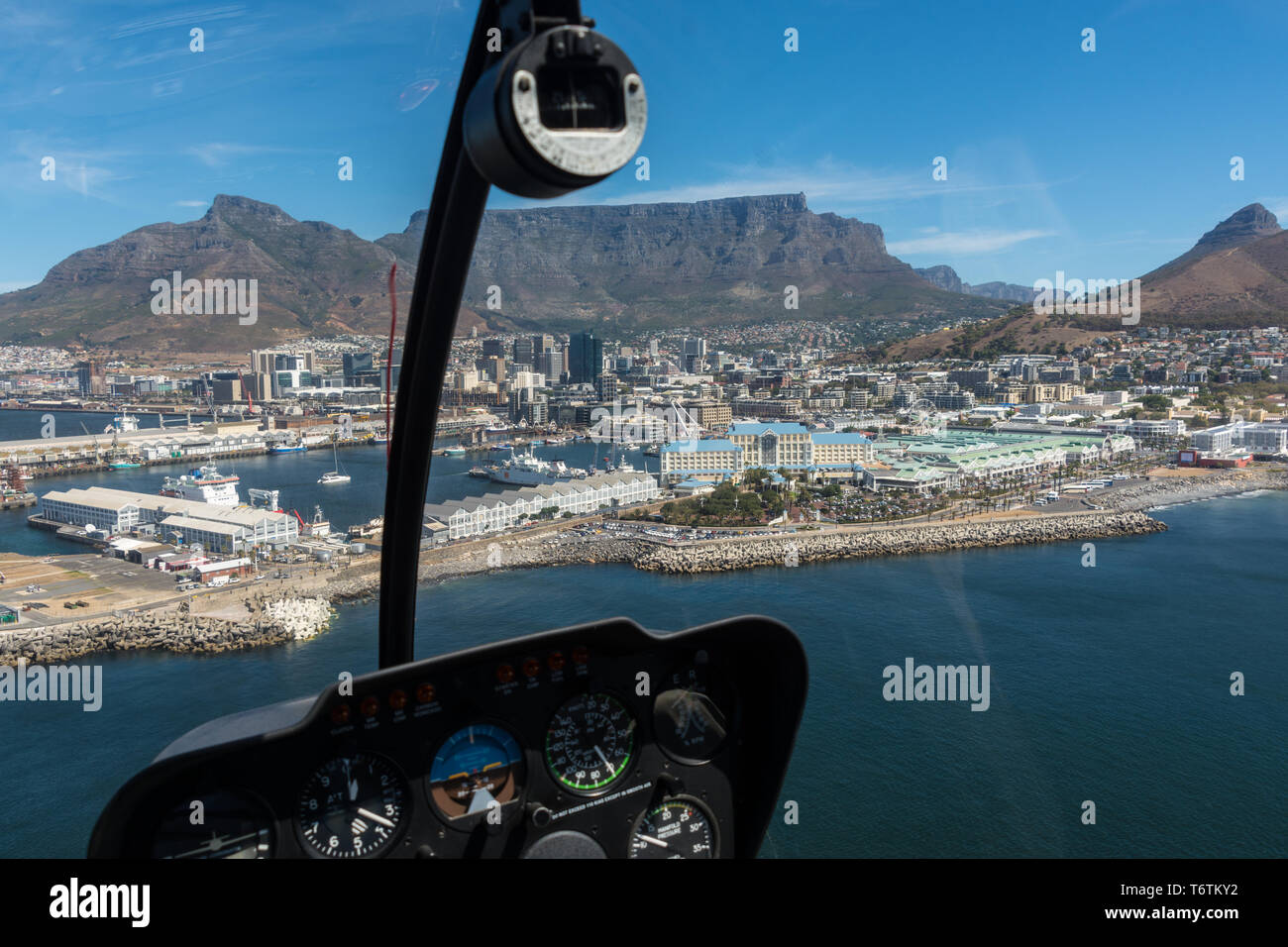 Approach Helicopter High Resolution Stock Photography and Images - Alamy