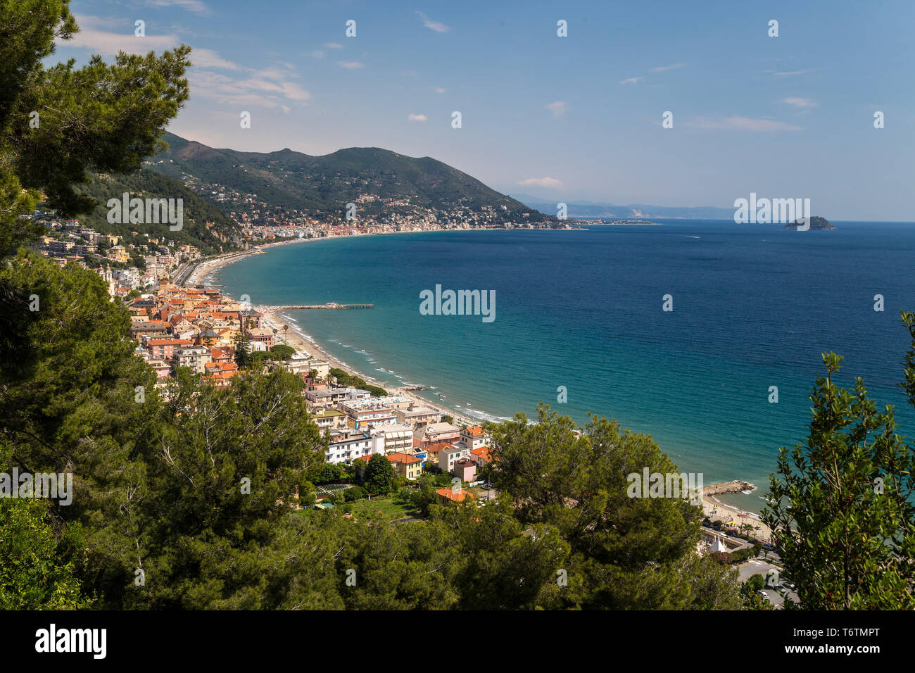 Ligurian mediterranean coast hi-res stock photography and images - Alamy
