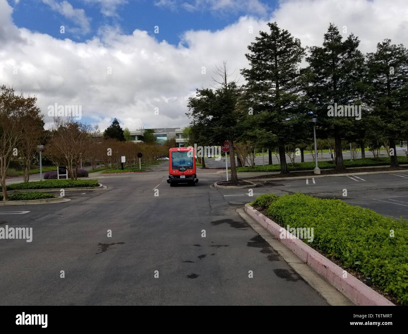 2000s shuttle bus hi-res stock photography and images - Alamy