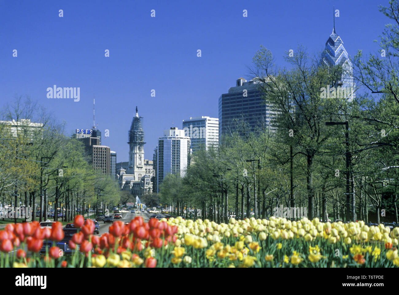 Downtown 1980s hi-res stock photography and images - Alamy