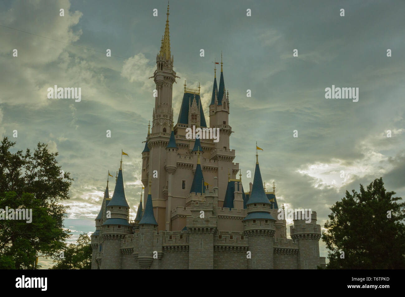Disney castle florida sunset hi-res stock photography and images - Alamy