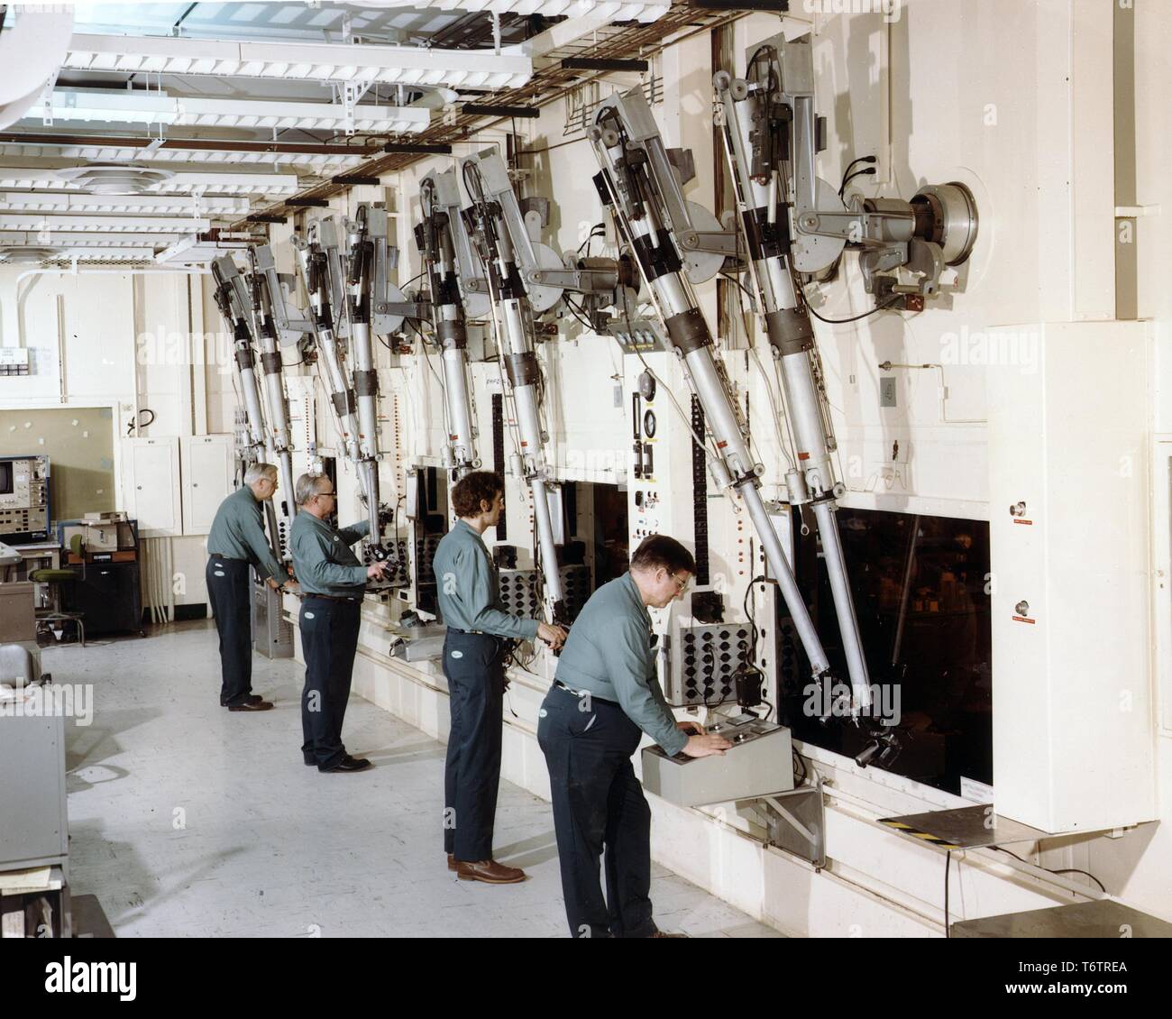 Gamma cell hi-res stock photography and images - Alamy