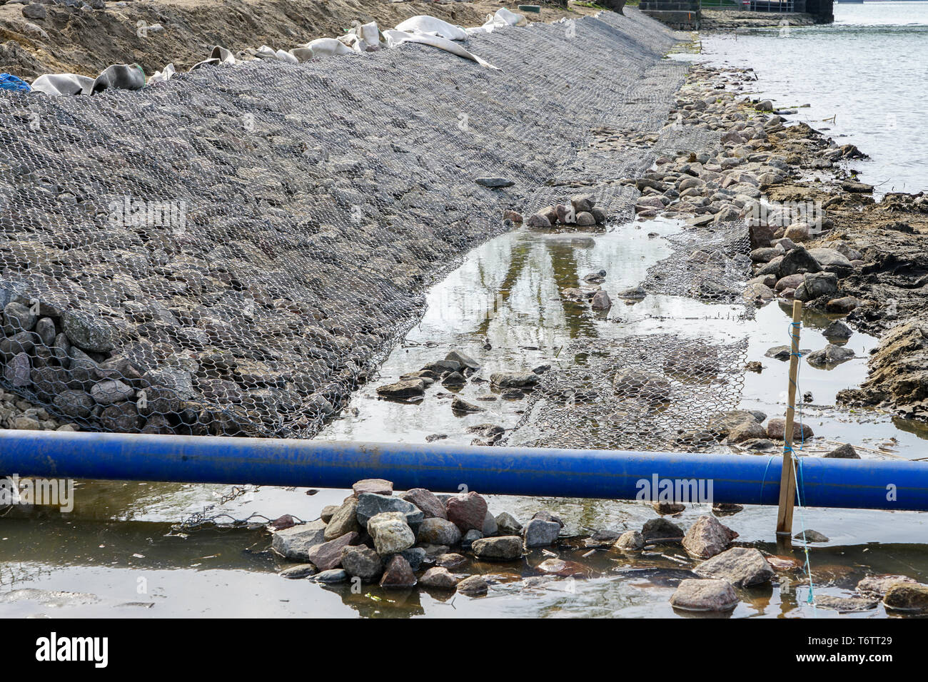 Embankment strengthening works hi-res stock photography and images - Alamy