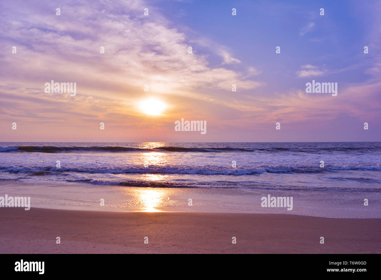 Dramatic Sunset over the Indian Ocean Stock Photo - Alamy