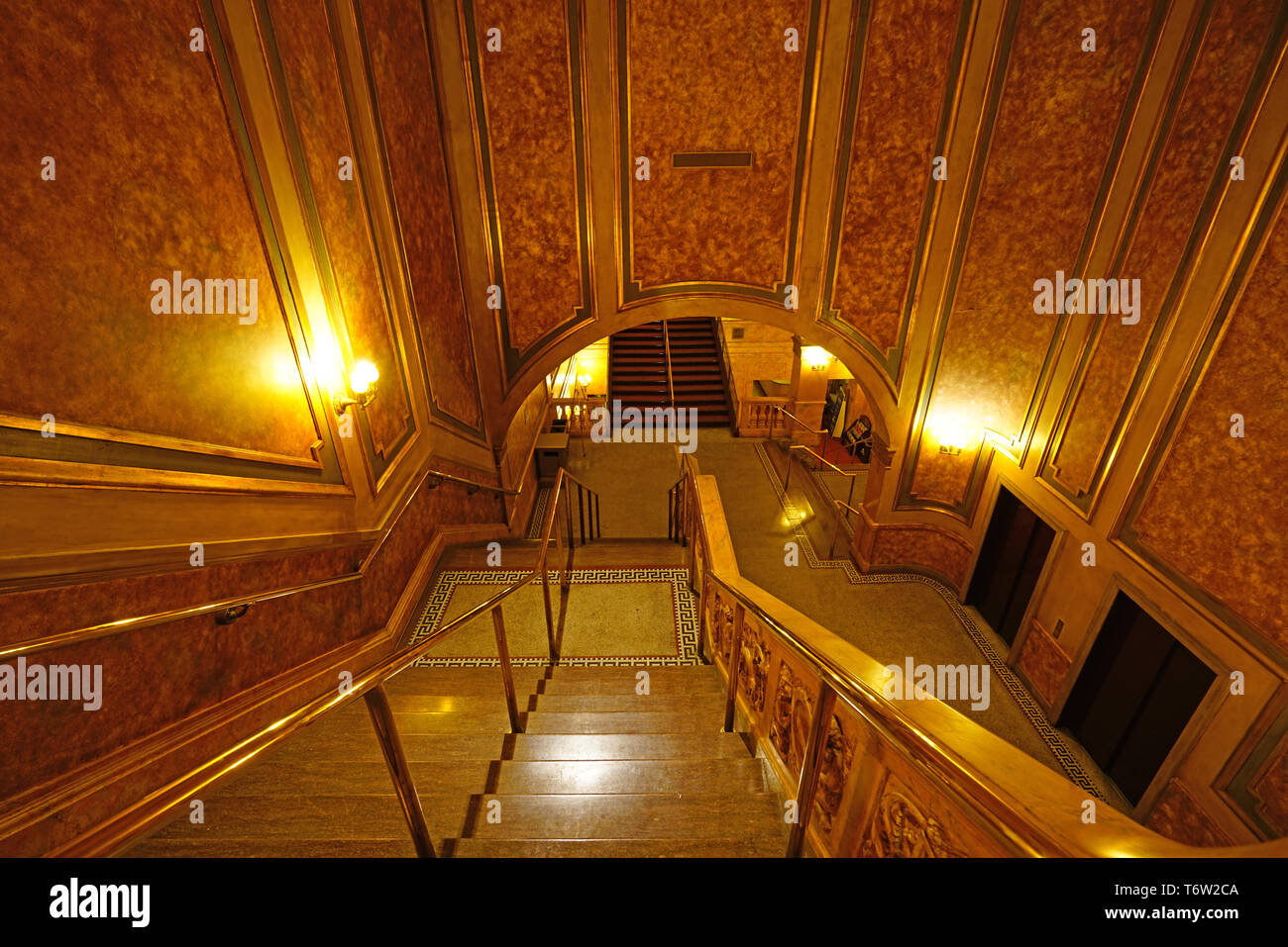 Elgin winter garden theatre hi-res stock photography and images - Alamy