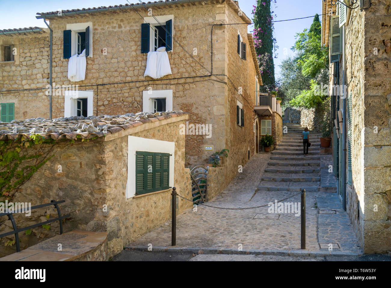 On the GR 221. The long distance path over the Serra de Tramuntana ...