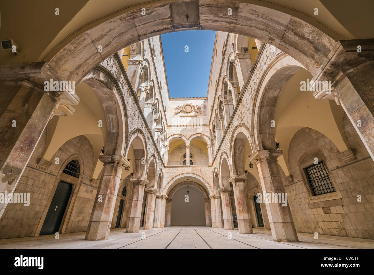 Arched inner courtyard in Sponza Palace Stock Photo - Alamy