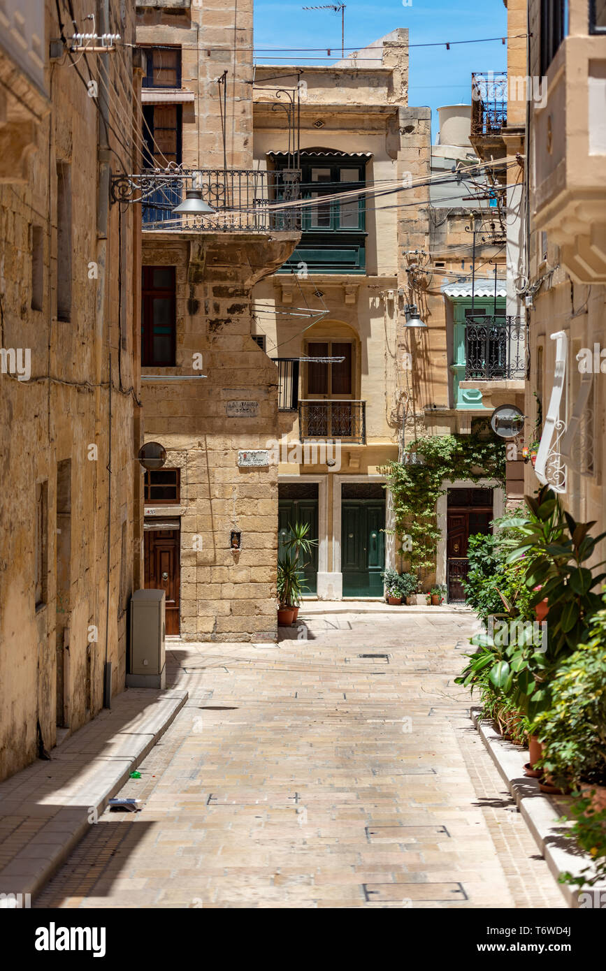 The picturesque and historic narrow, winding streets of Malta's Il ...