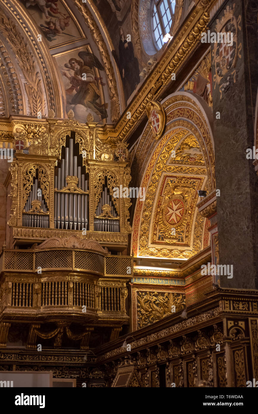 Baroque organ hi-res stock photography and images - Alamy