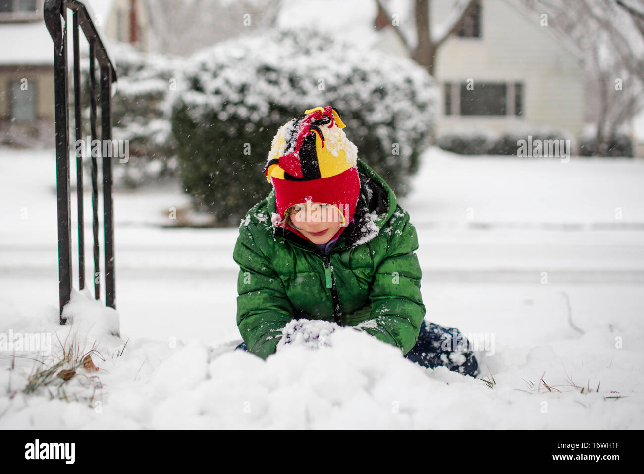 Small hat hi-res stock photography and images - Alamy