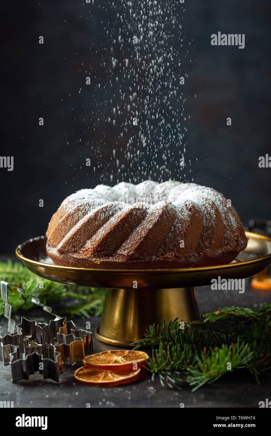 Gingerbread stand hi-res stock photography and images - Alamy