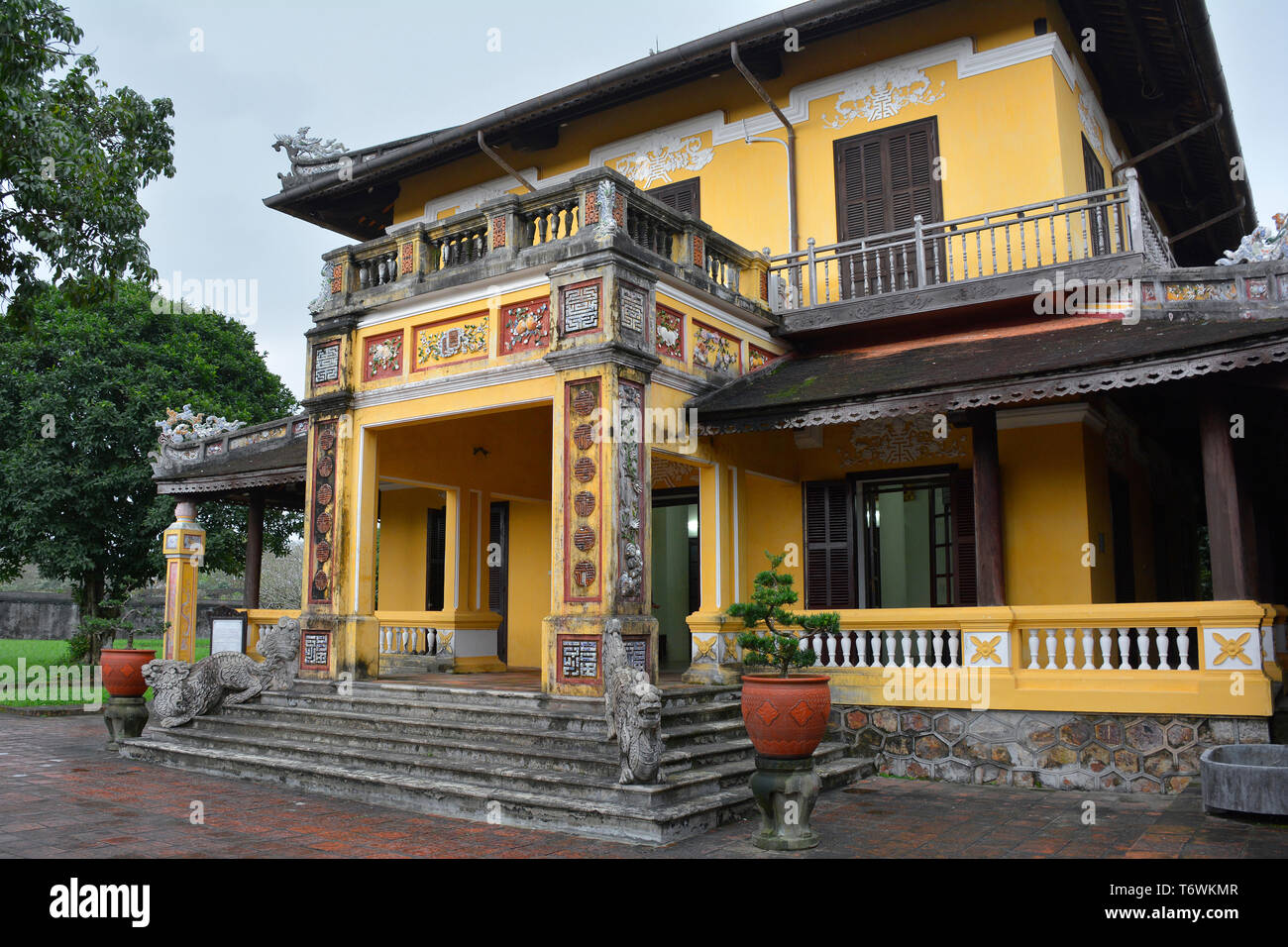 The Tinh Minh Building in the Dien Tho Residence complex in the ...