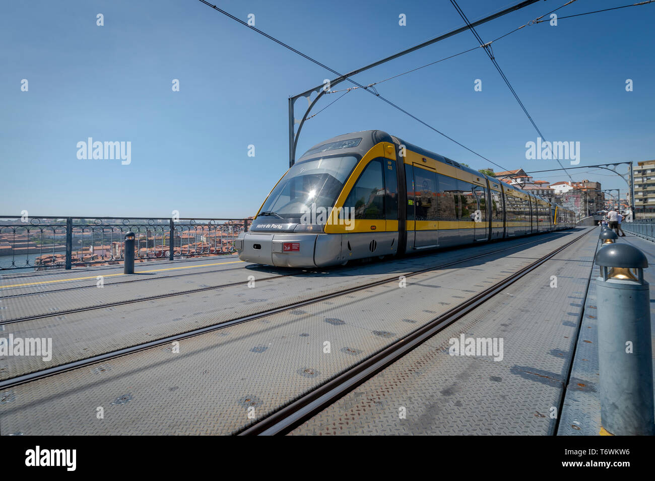 Porto metro hi-res stock photography and images - Alamy