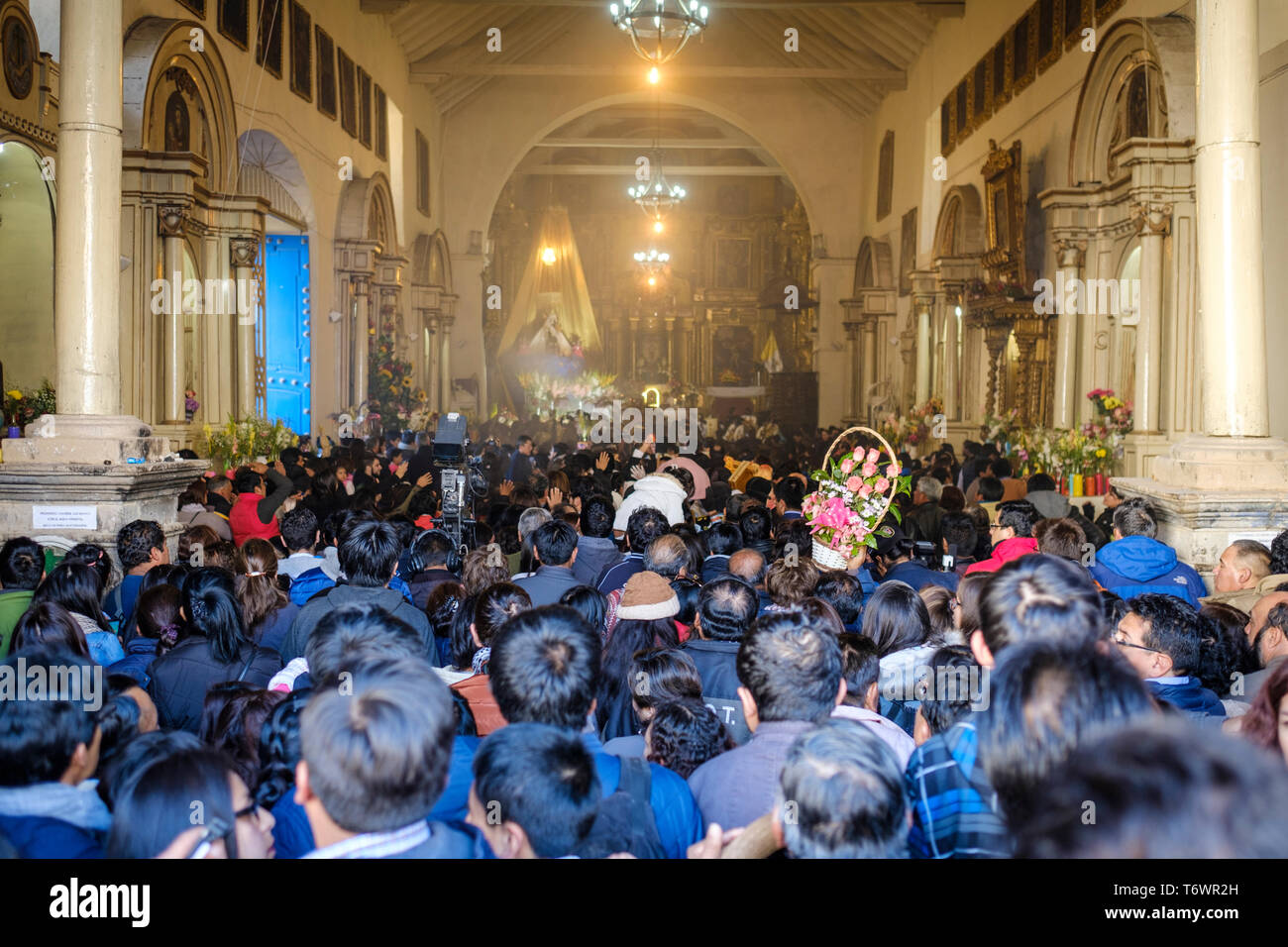 The crowd gathers to see how the Virgen del Carmen is taken out in ...
