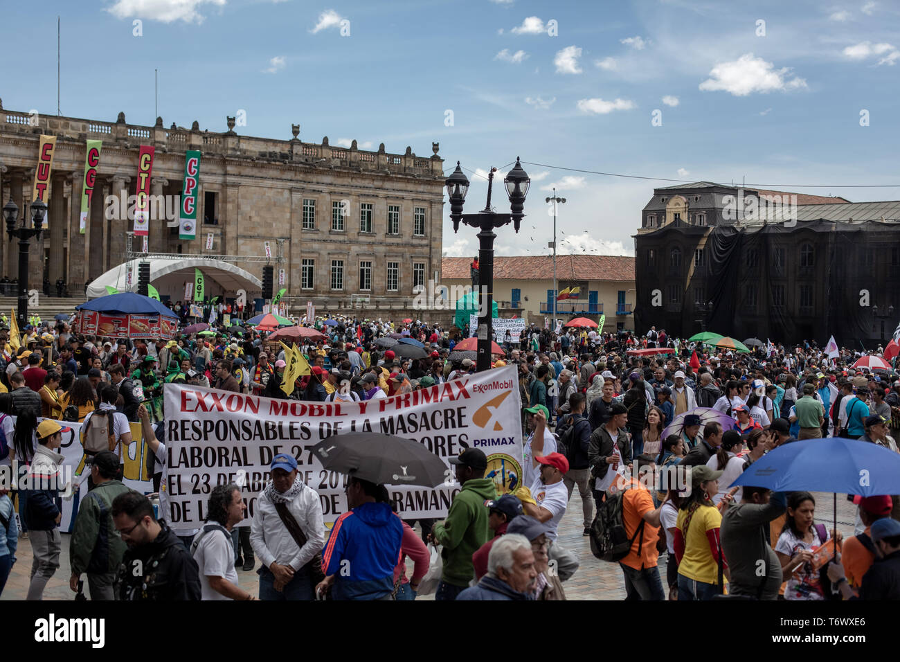 Labor day protest bogota hi-res stock photography and images - Alamy