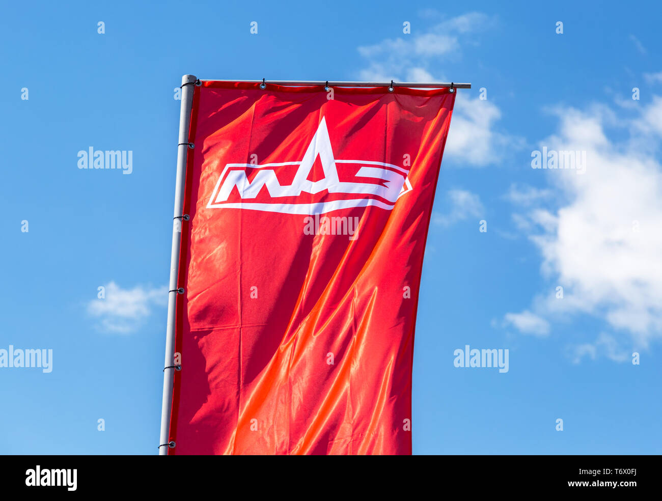 Car dealership flag hi-res stock photography and images - Alamy