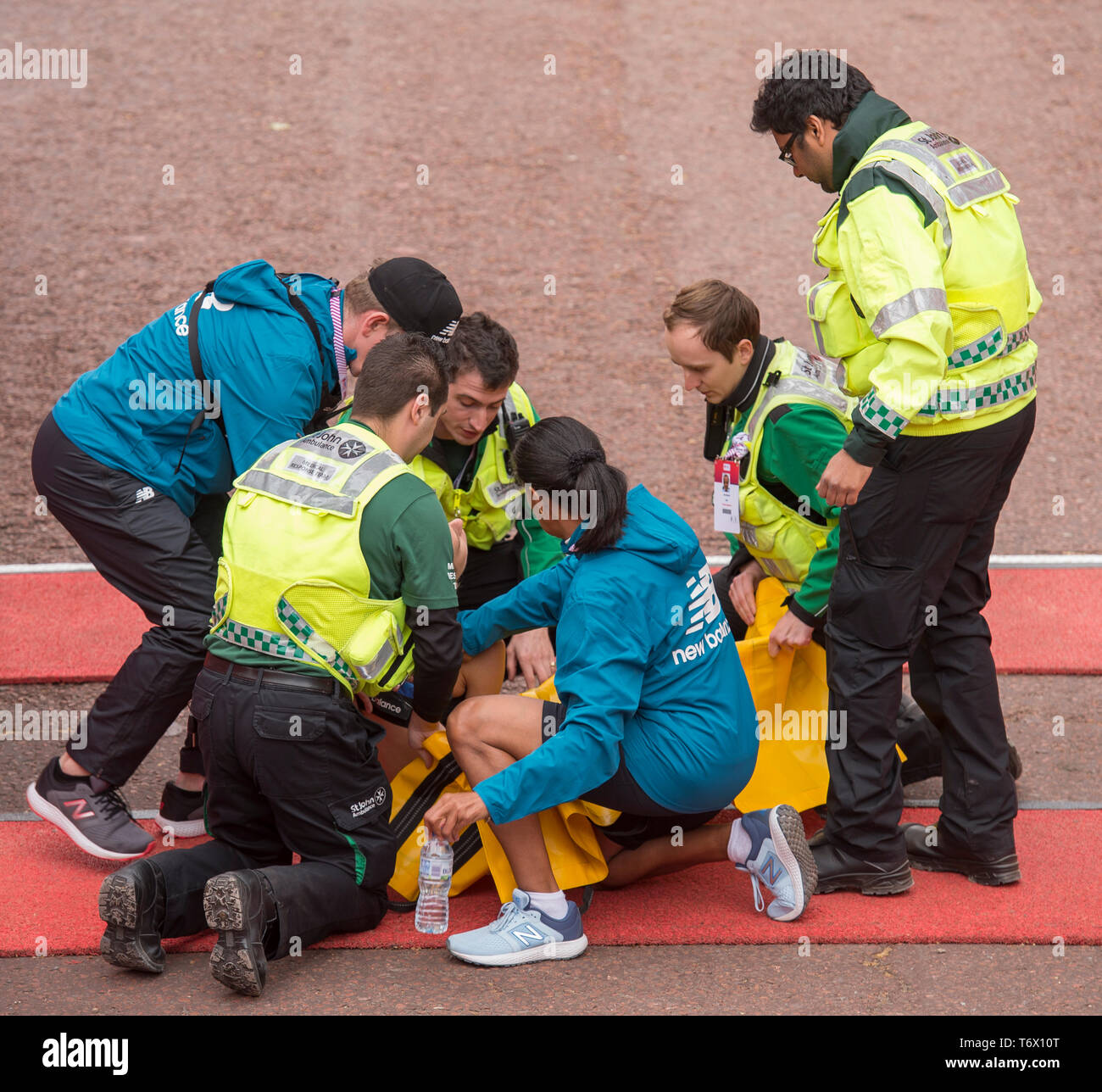 Hayley carruthers 2019 london marathon hi-res stock photography and ...