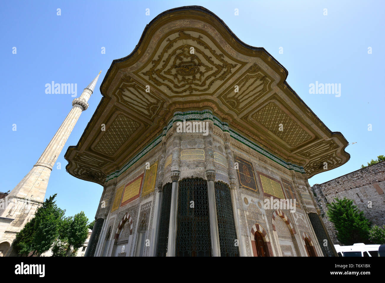 Fountain of Sultan Ahmed III, Istanbul, Turkey Stock Photo - Alamy