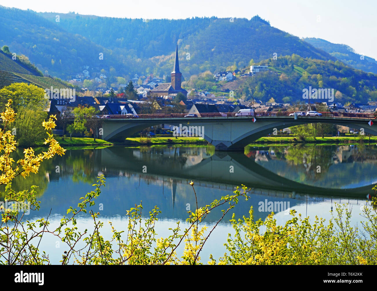 Moselle river bridge hi-res stock photography and images - Alamy