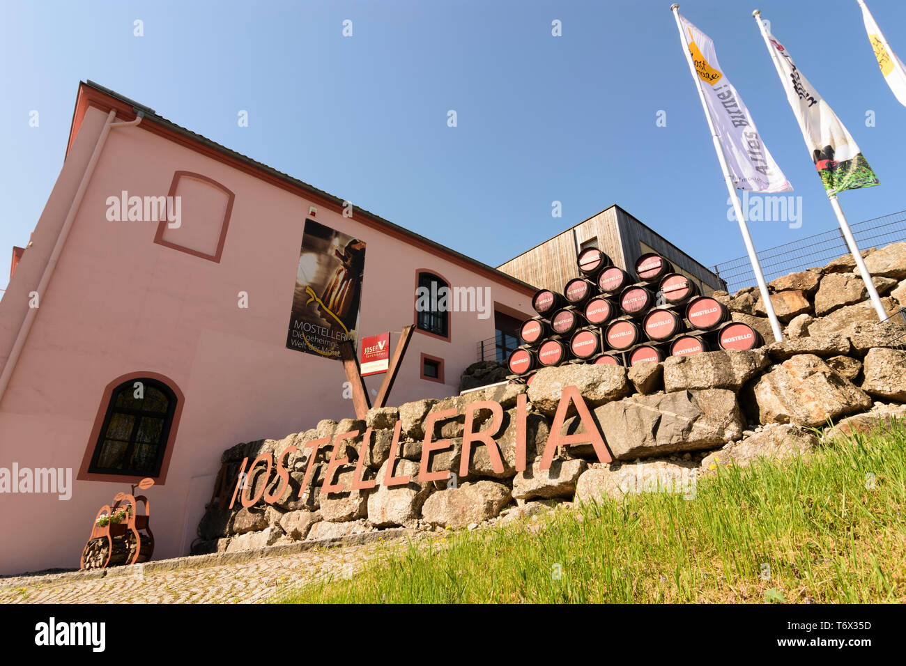 Oed-Oehling: cider distillery Mostelleria – Destillerie Farthofer in ...