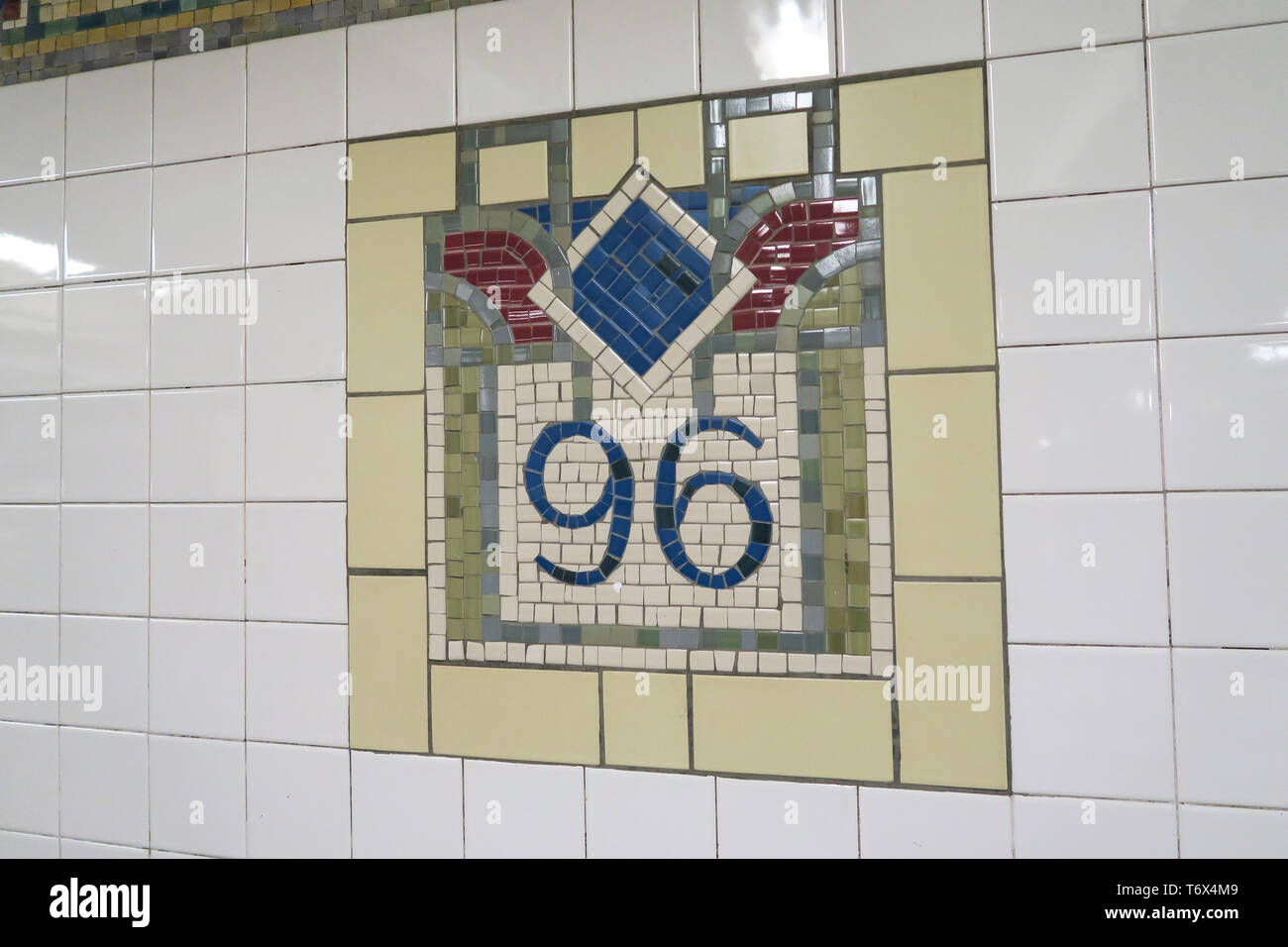 96th Street Subway Station Platform, NYC, USA Stock Photo - Alamy