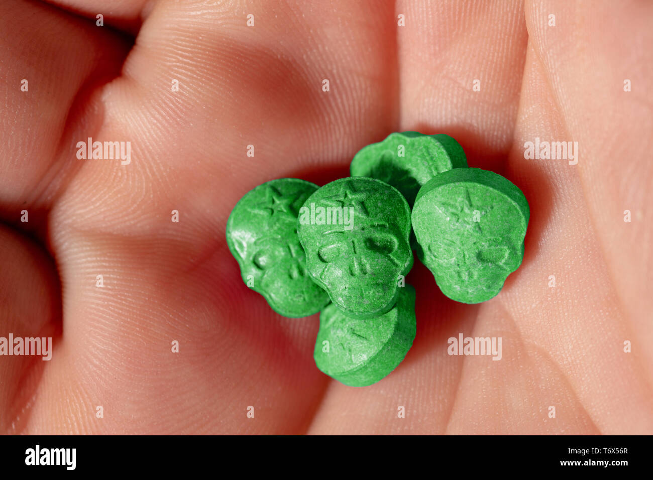 Ecstasy drugs hi-res stock photography and images - Alamy