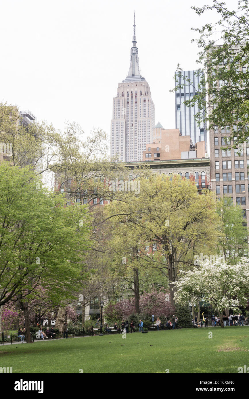 Madison square park in springtime hi-res stock photography and images ...