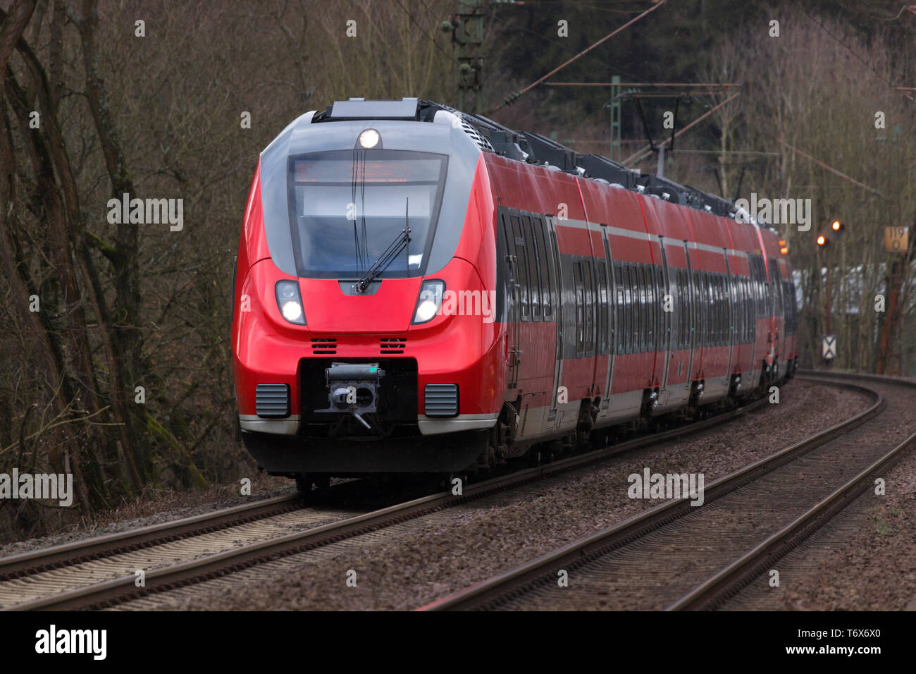 Train passing green light hi-res stock photography and images - Alamy