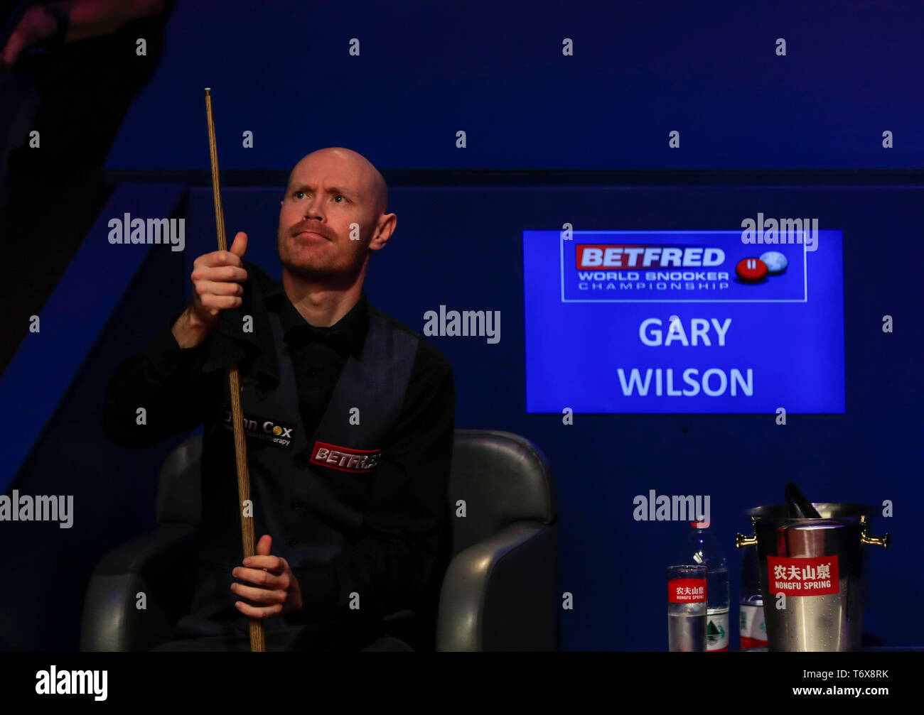 Crucible Theatre, Sheffield, UK. 2nd May, 2019. Betfred World Snooker ...