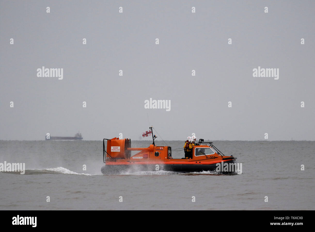Hunstanton, Norfolk, UK. 03rd May, 2019. It's a grey start to the day ...