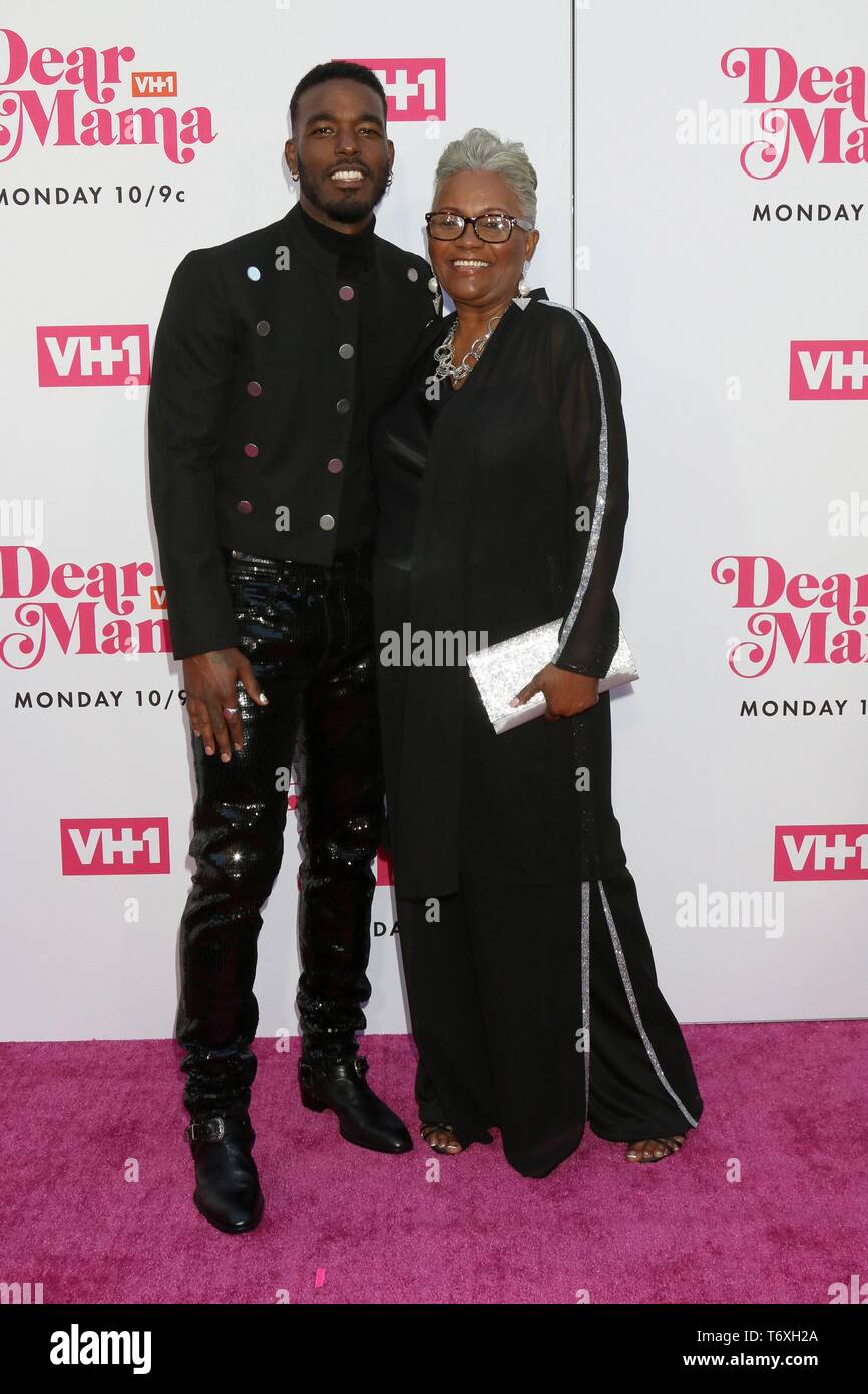 Los Angeles, CA, USA. 2nd May, 2019. Luke James, mother at arrivals for ...