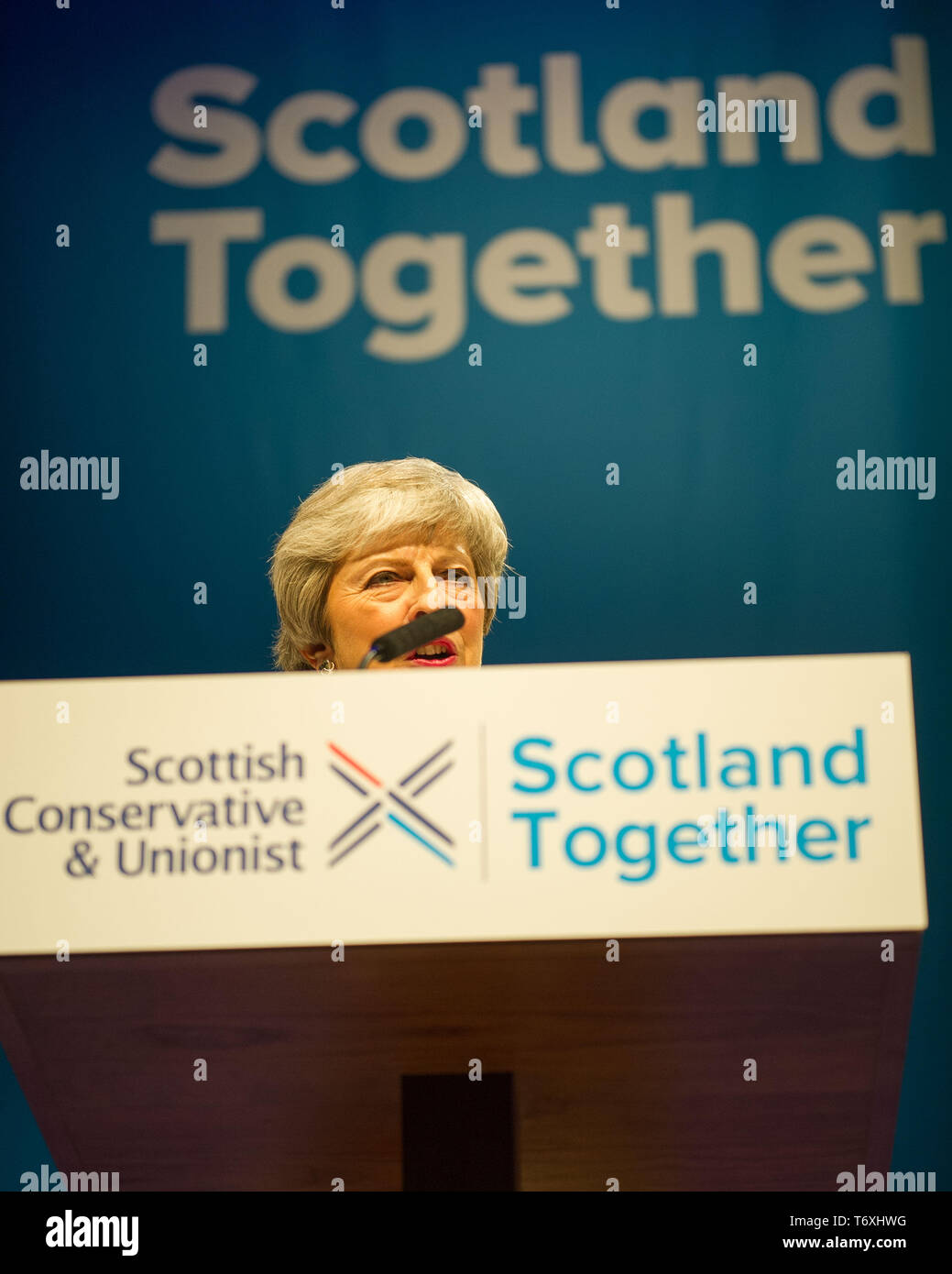 Signage backdrop hi-res stock photography and images - Alamy