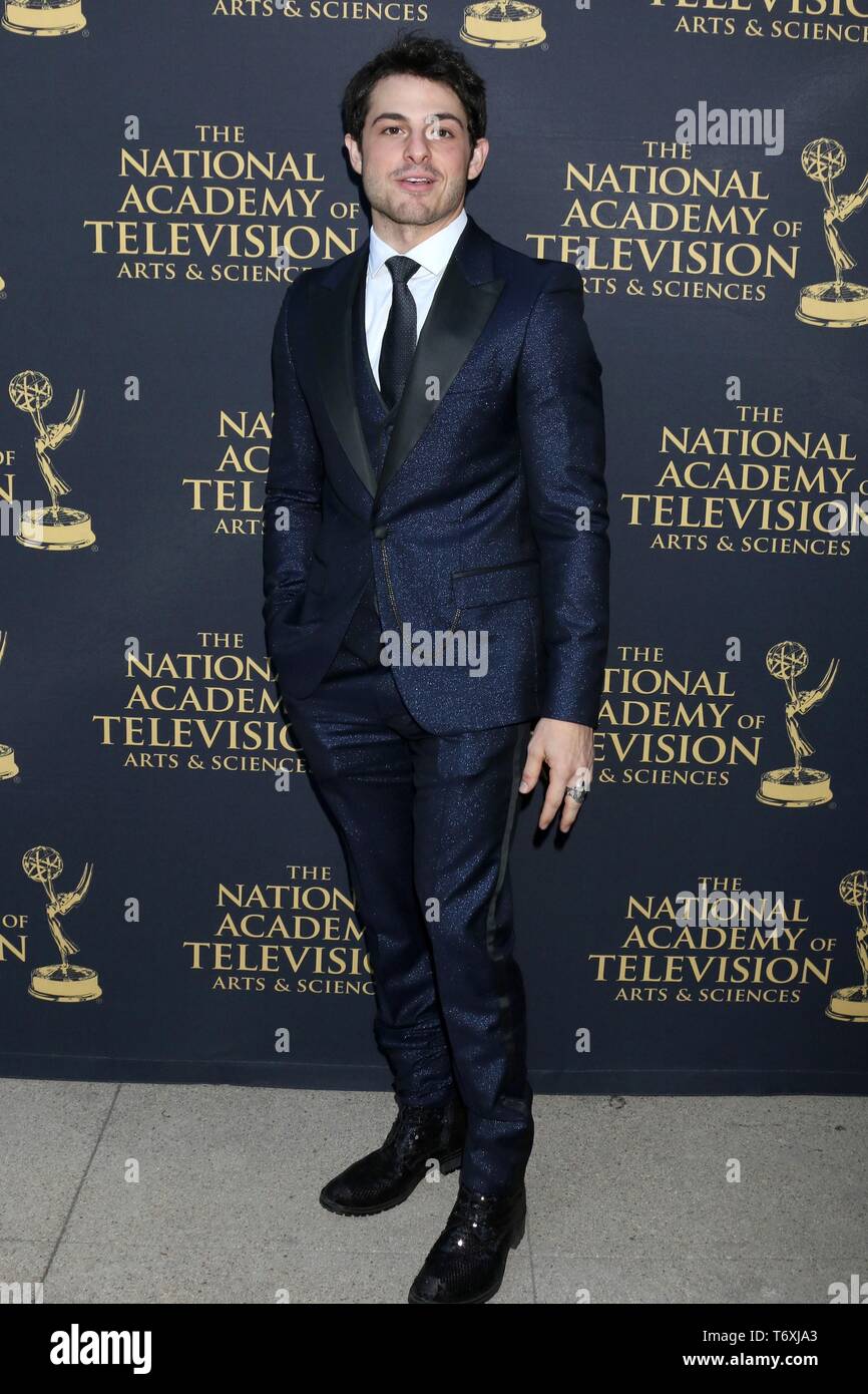 Los Angeles, CA, USA. 1st May, 2019. Zach Tinker at arrivals for 2019 ...