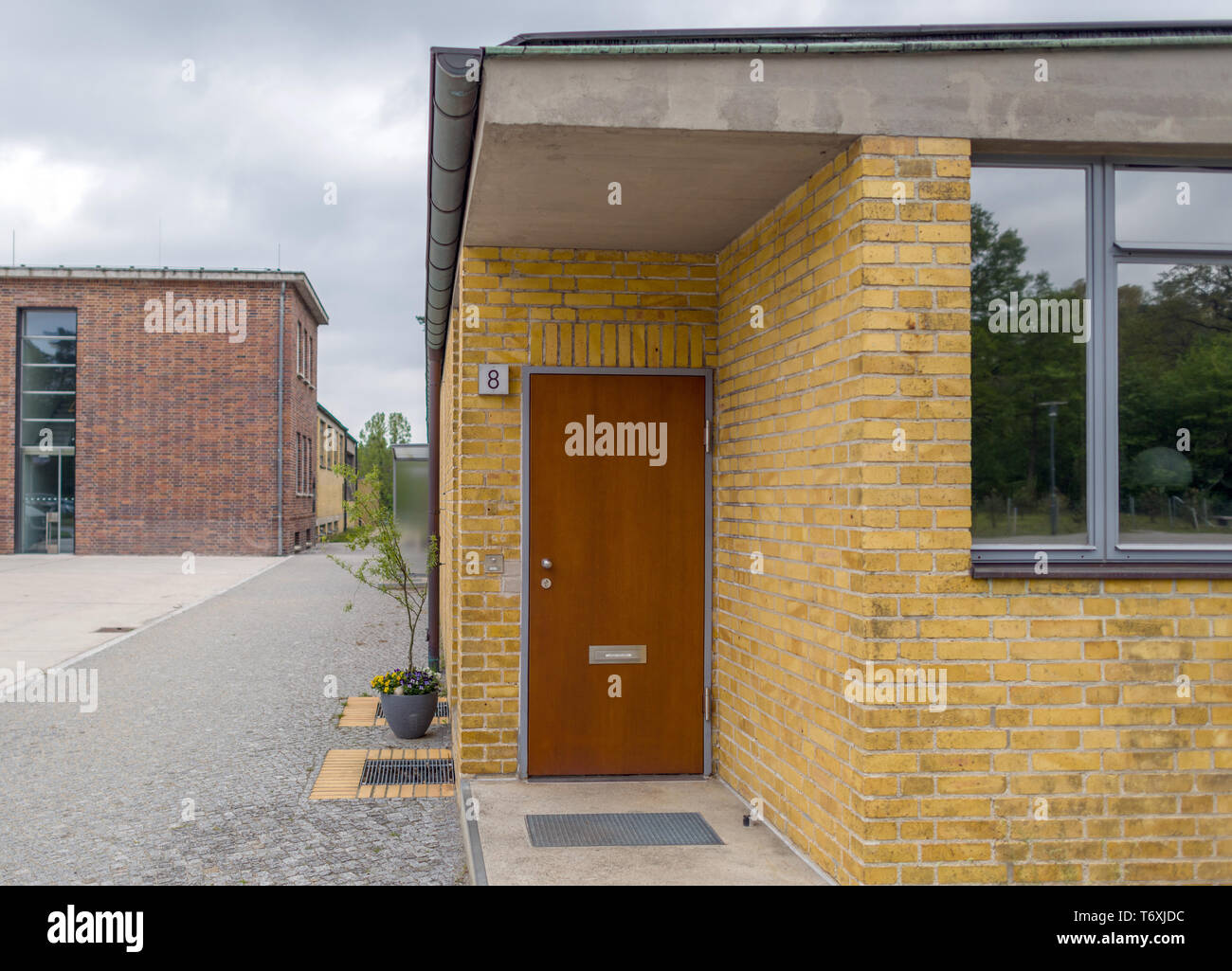 Bauhaus teacher hi-res stock photography and images - Alamy