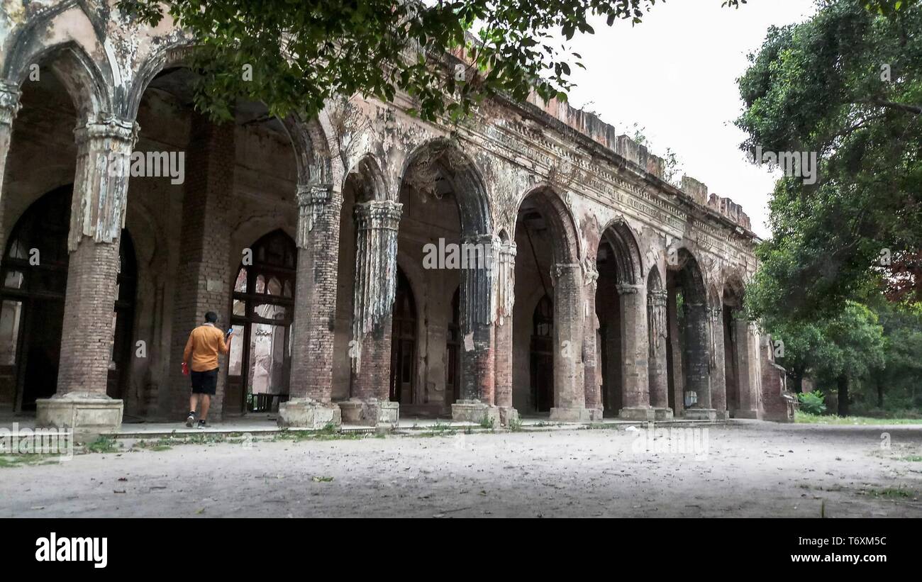Patiala, Punjab, India. 3rd May, 2019. A visitor seen moving around the ...