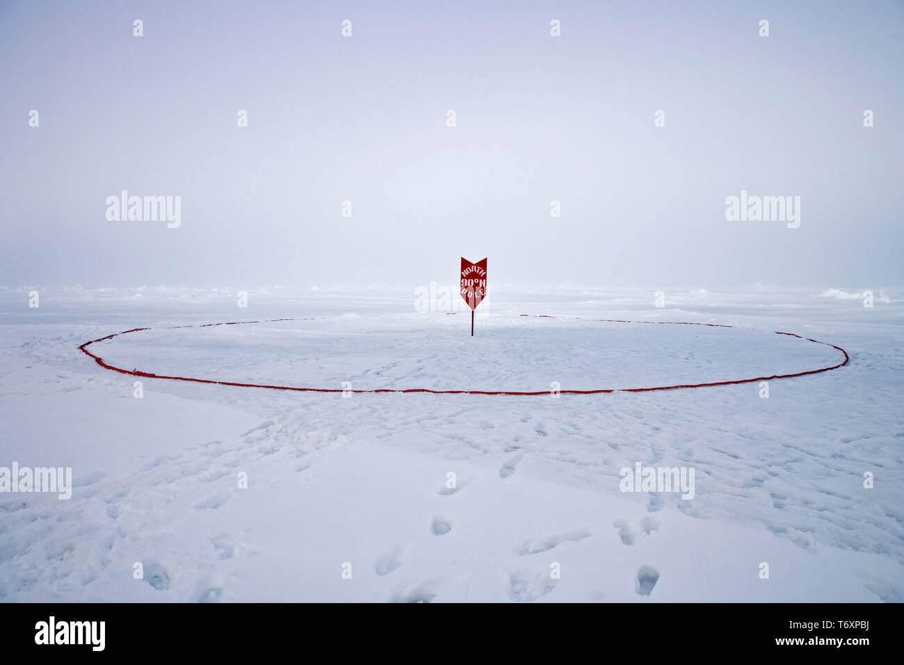North pole sign 90 hi-res stock photography and images - Alamy