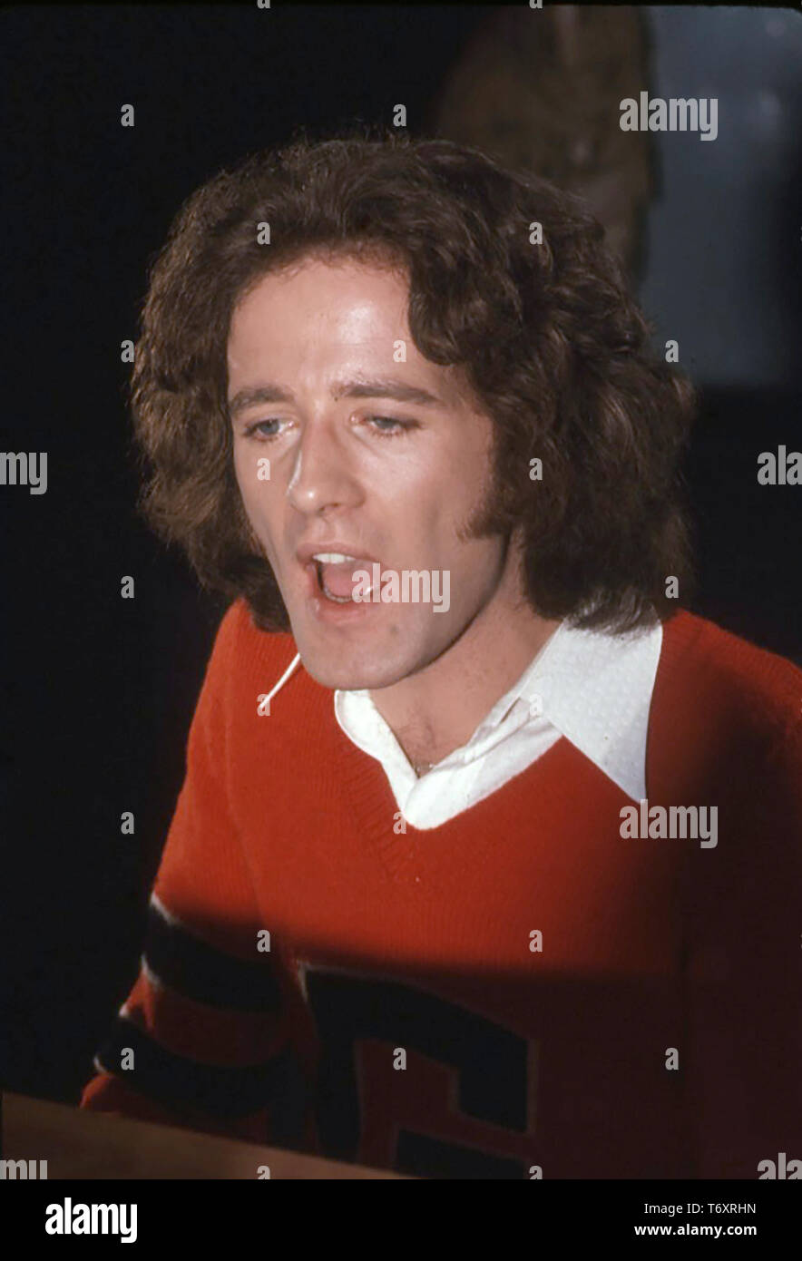 Gilbert o'sullivan hi-res stock photography and images - Alamy