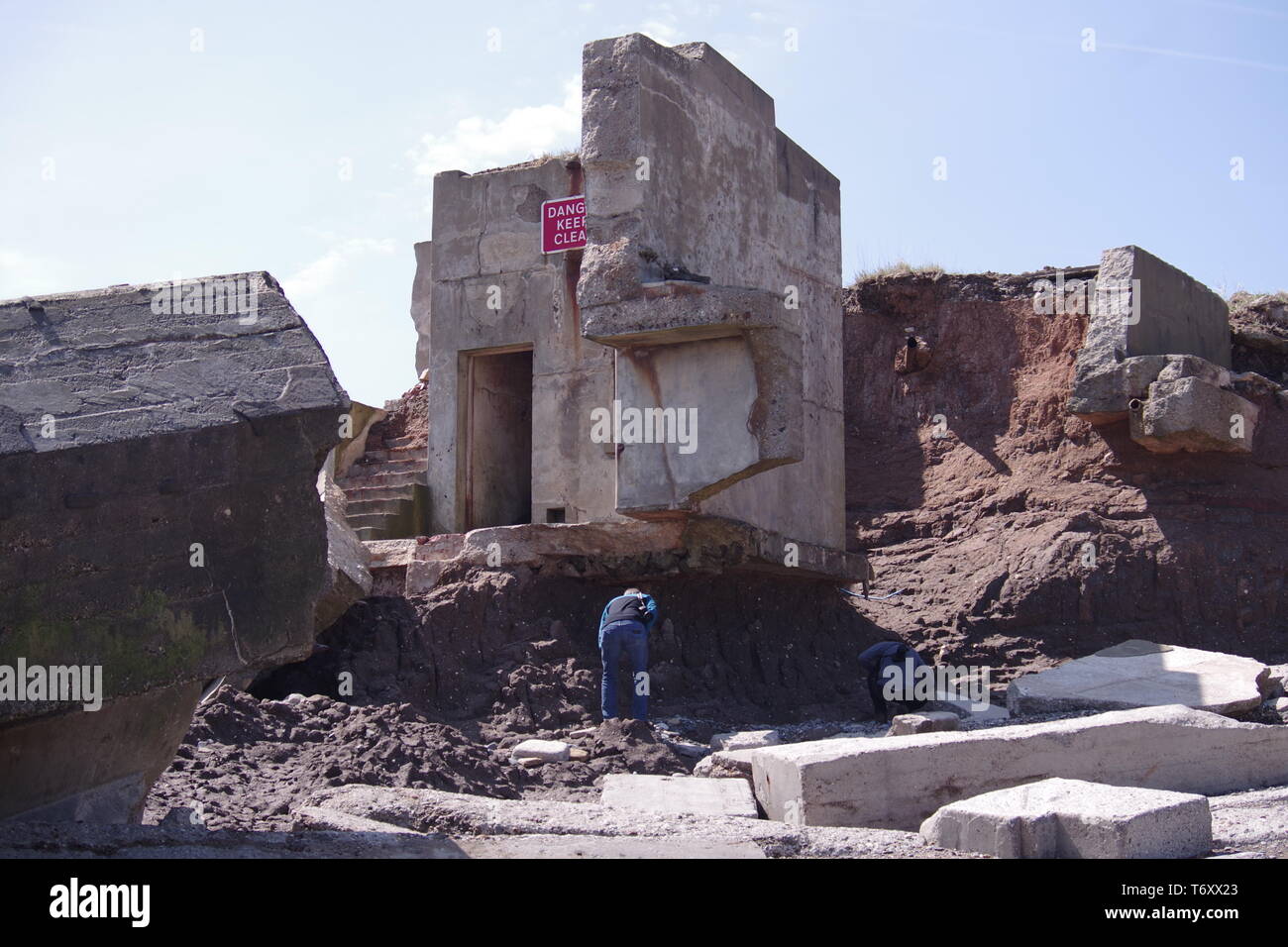 Coastal erosion of the clay cliffs on the East Riding of Yorkshire ...