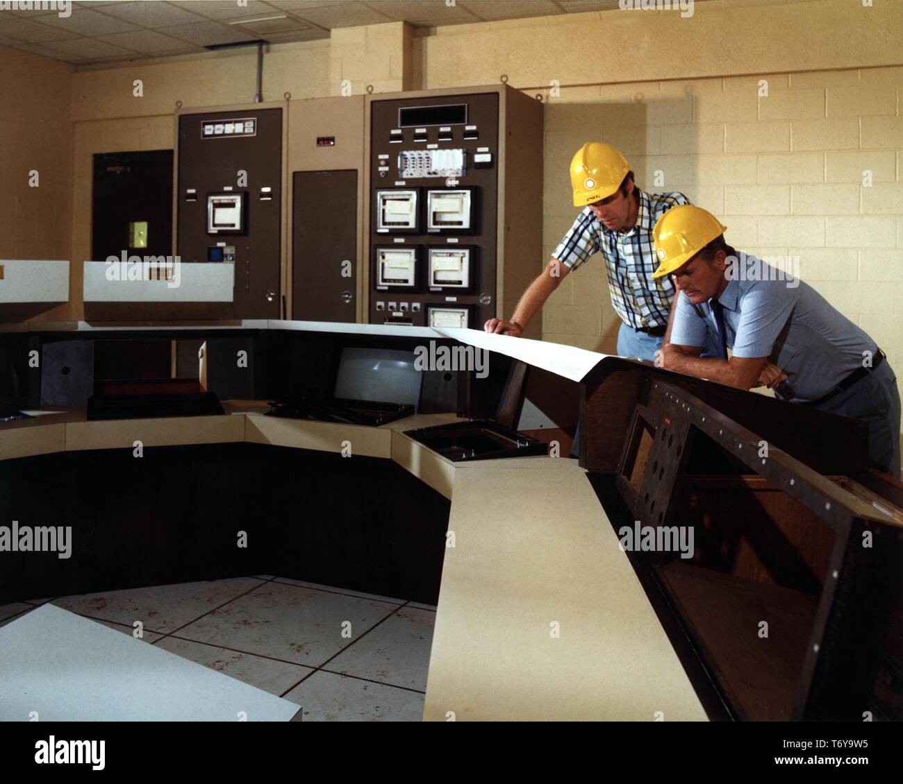 Battery Storage High Resolution Stock Photography and Images - Alamy