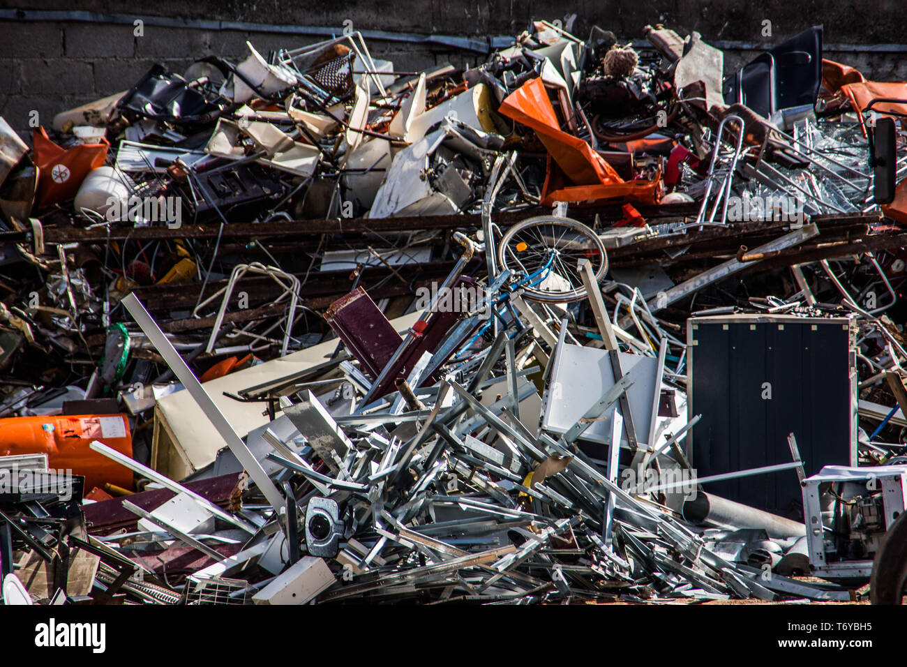 Scrap metal at the junkyard Stock Photo - Alamy