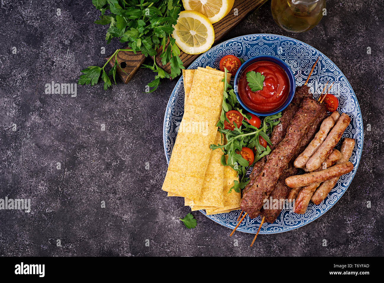 Mix plate bbq beef hi-res stock photography and images - Alamy