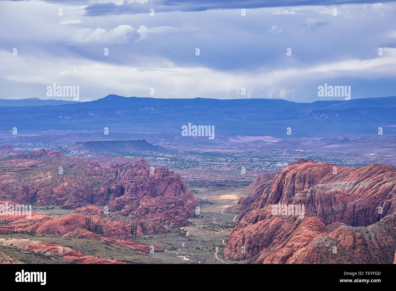 Snow Canyon Overlook, views from the Red Mountain Wilderness hiking ...