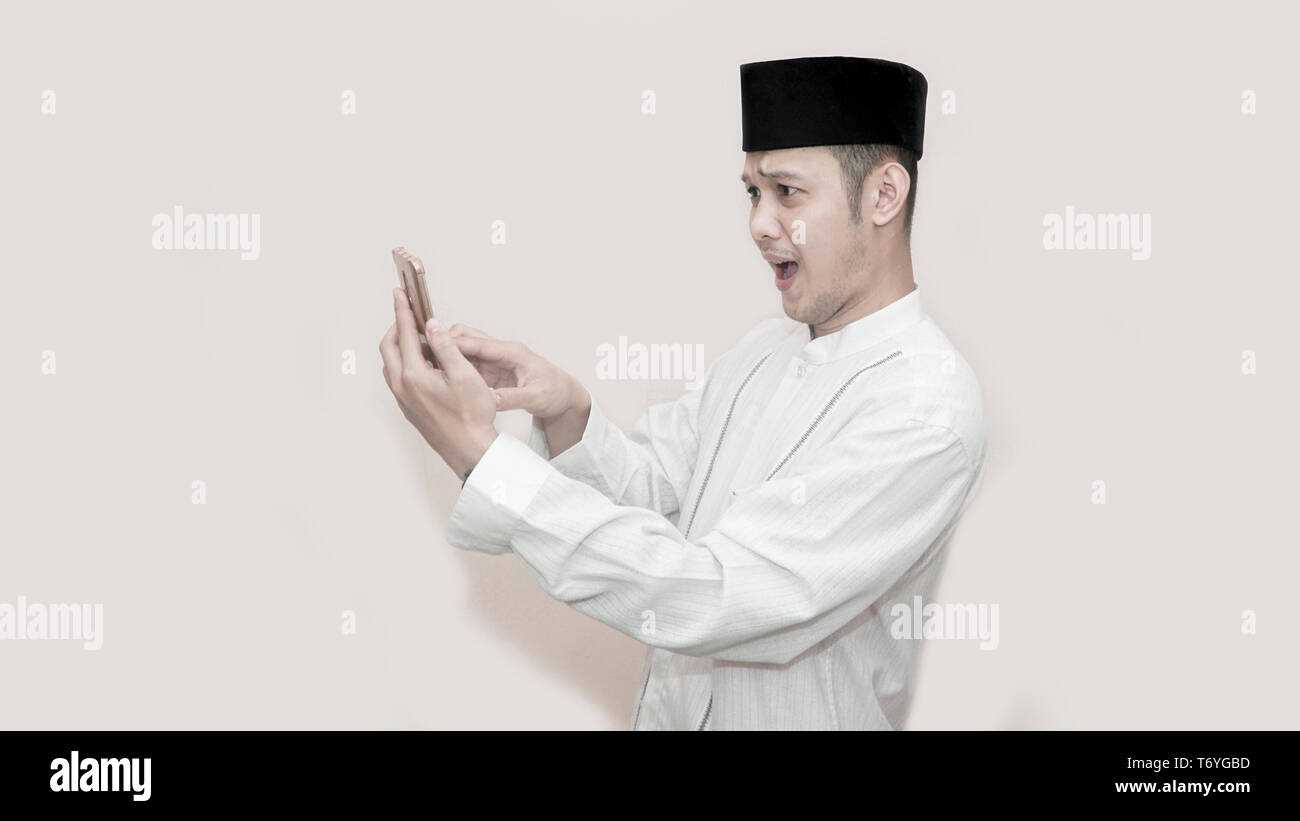 Muslim cap hi-res stock photography and images - Alamy