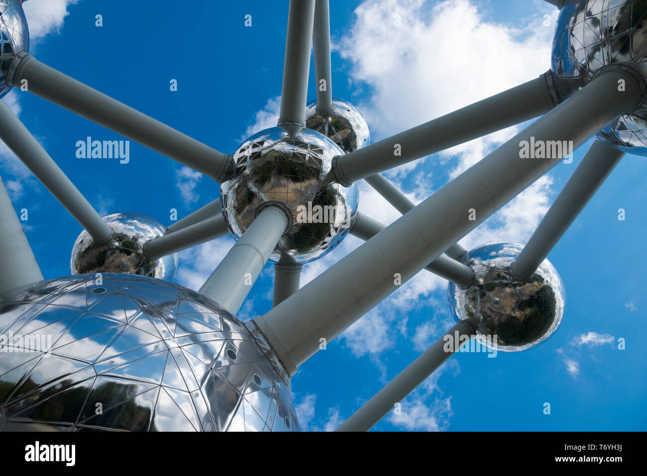 Atomium iconic structure hi-res stock photography and images - Alamy
