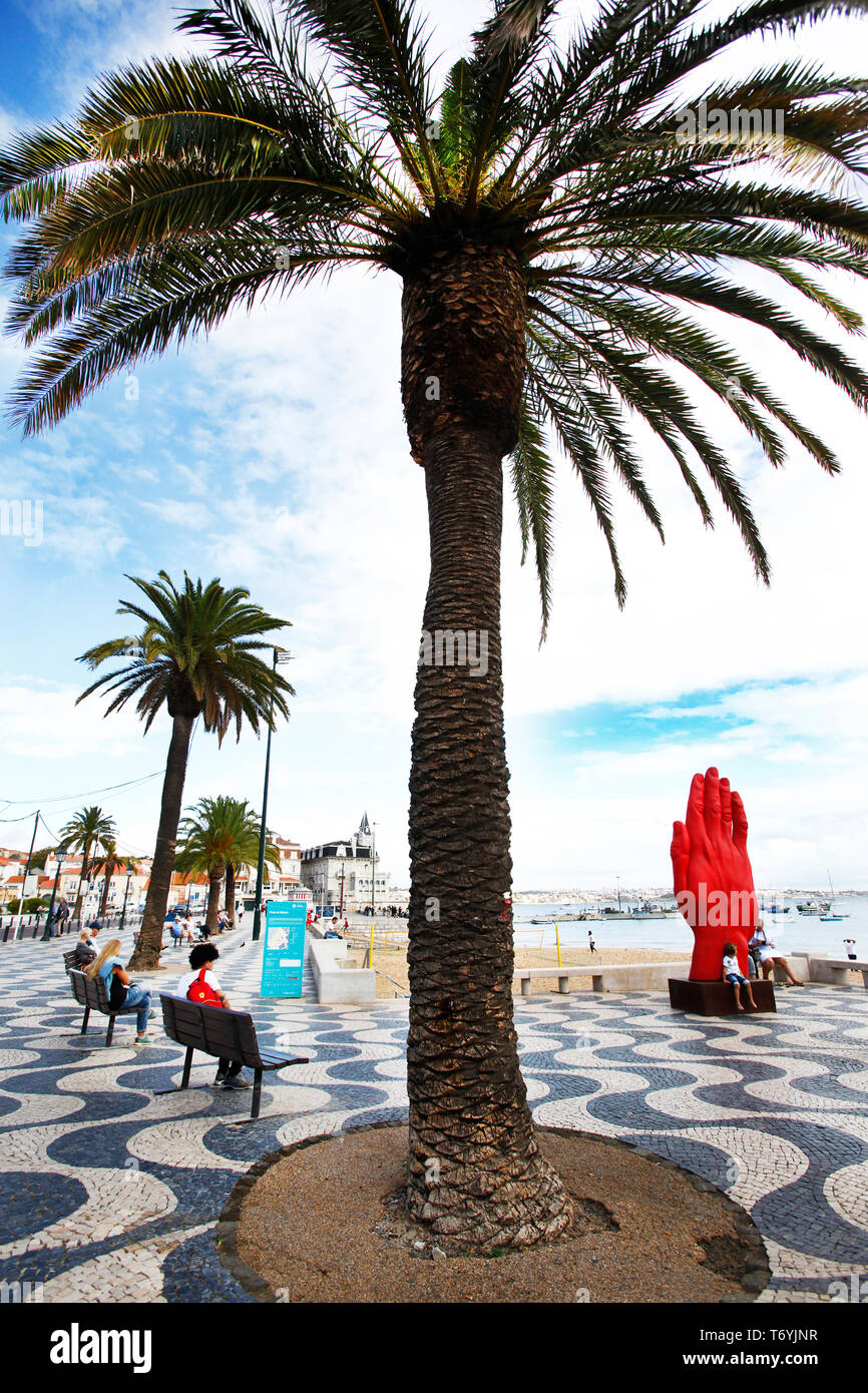 Cascais statue town hi-res stock photography and images - Alamy