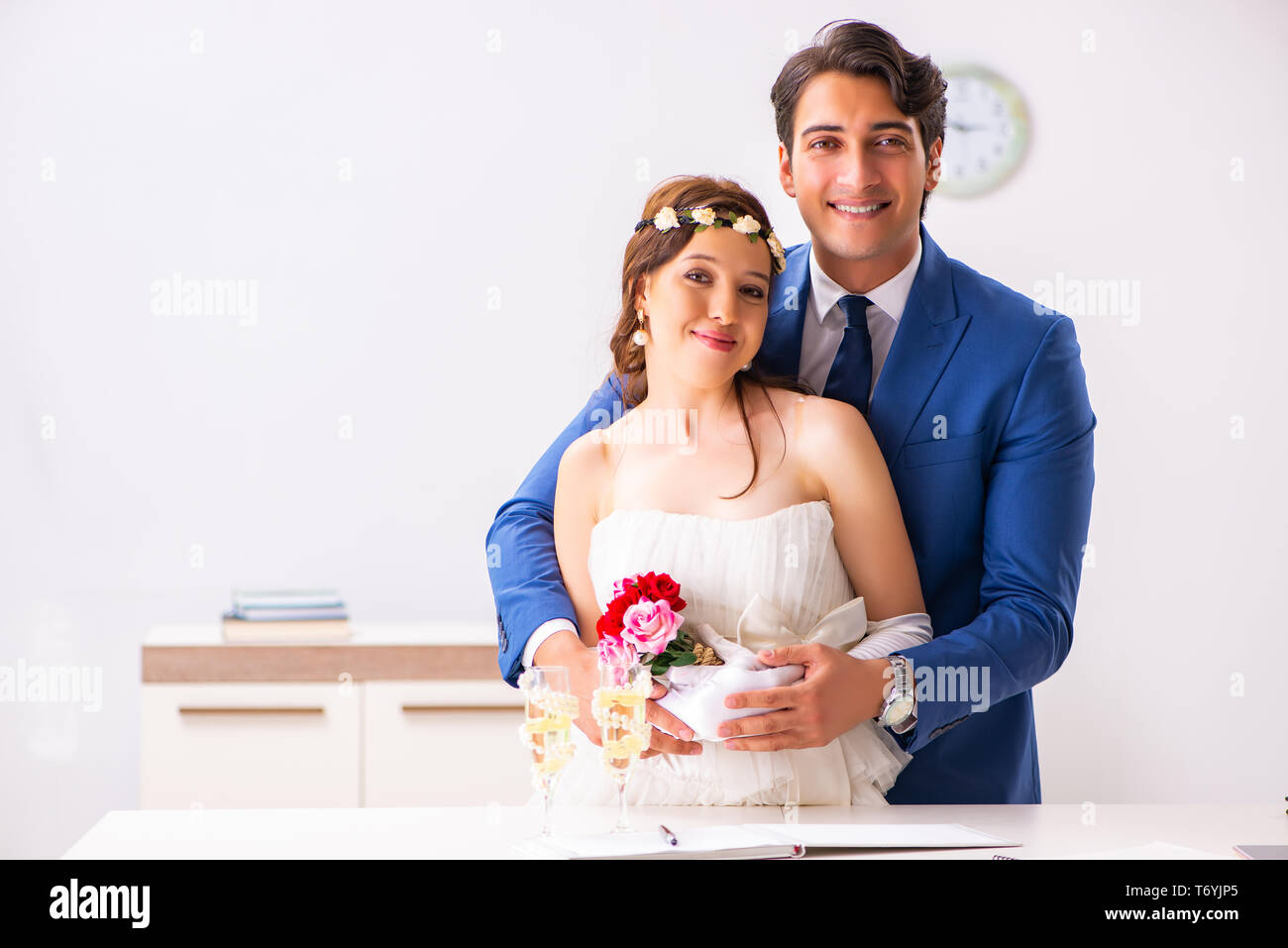 Wedding ceremony with wife and husband Stock Photo - Alamy