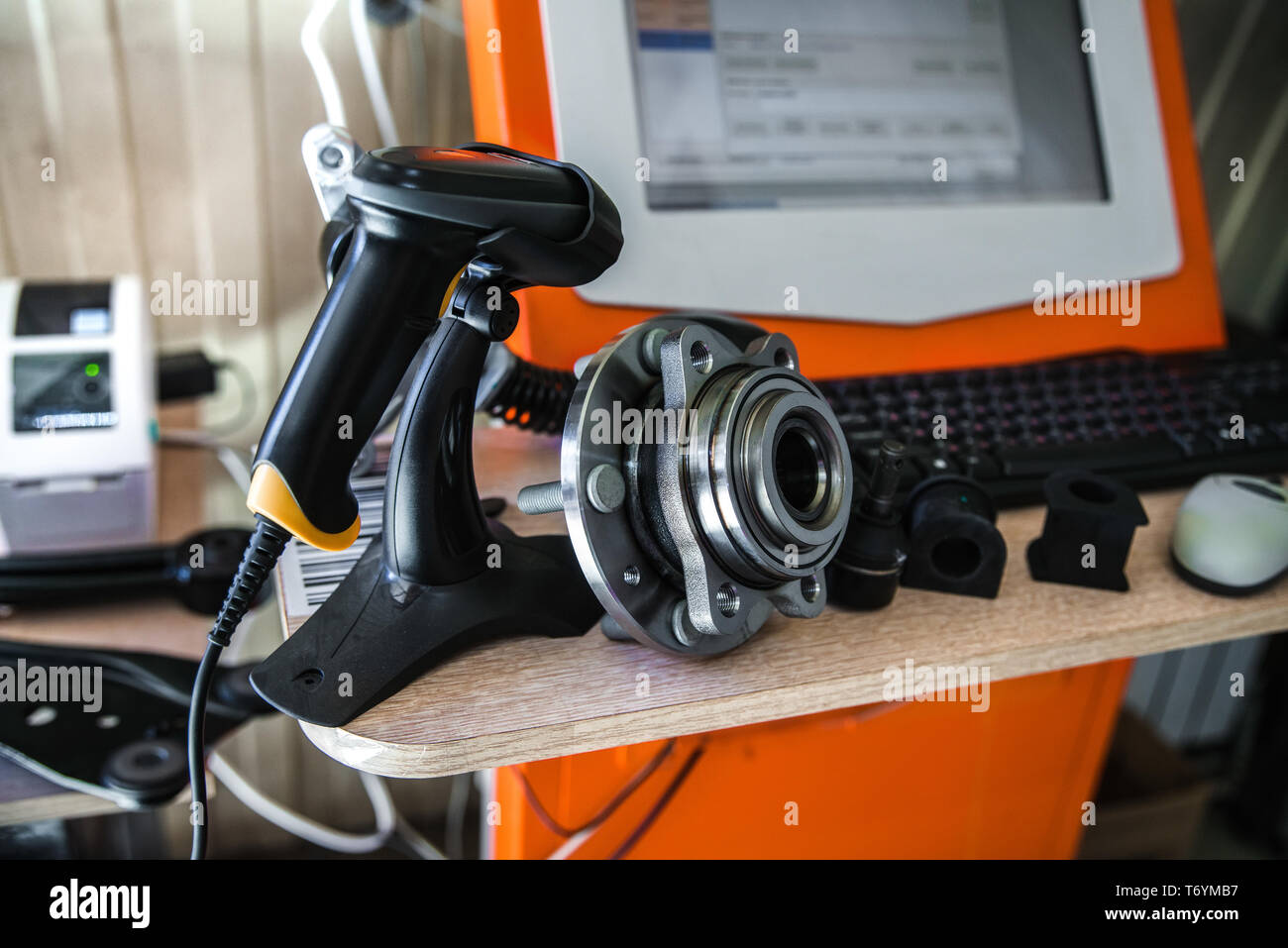 Auto parts store client hi-res stock photography and images - Alamy